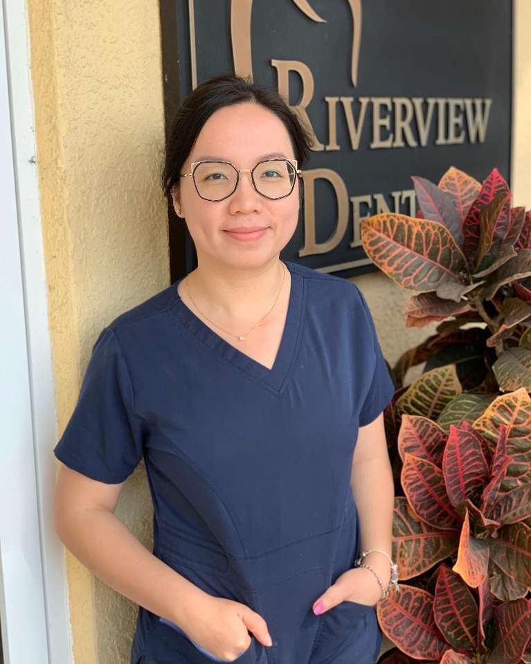 Dentist in Tampa FL | Riverview Dentistry | Dental Staff